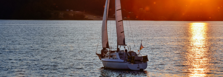 Small Sailboat Types: A Guide to Choosing the Perfect Vessel