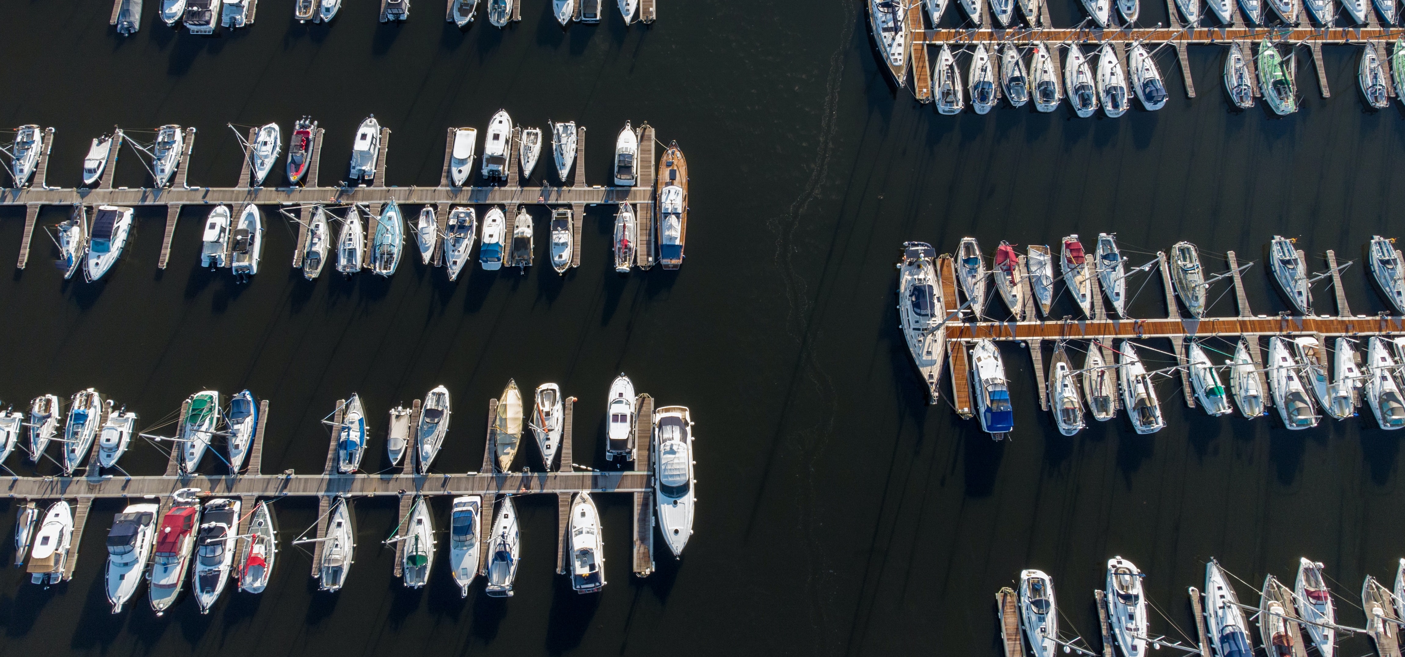 Tritoon vs Pontoon Boats: An In-Depth Comparison