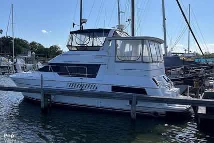 Carver yachts for sale - Sport coupes - Command bridge yacht