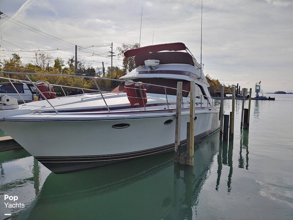 Trojan 10 Meter Sport Sedan 1986 Boat For Sale - Waa2