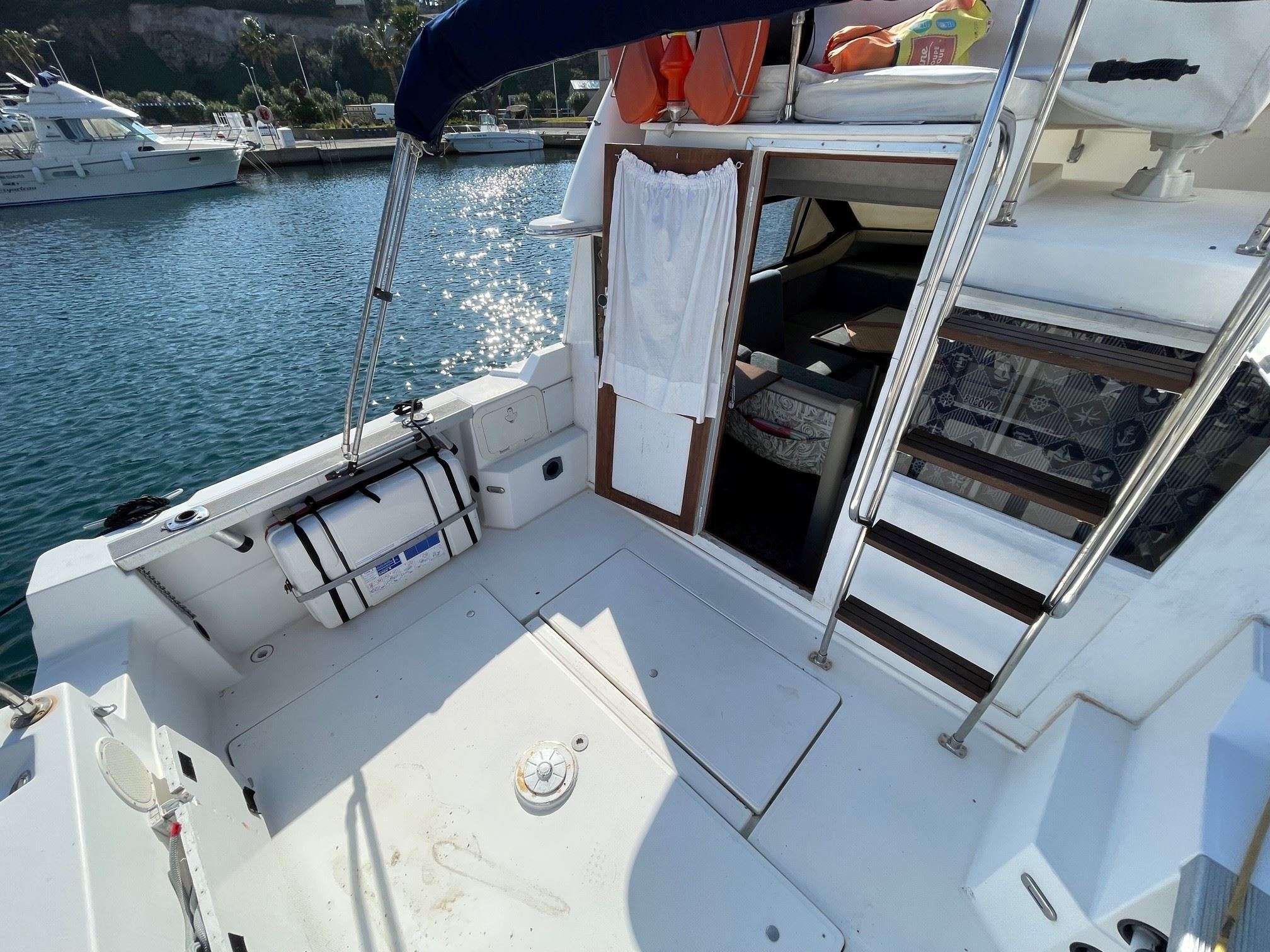 Bayliner 2556 Ciera Command Bridge for sale - Rightboat