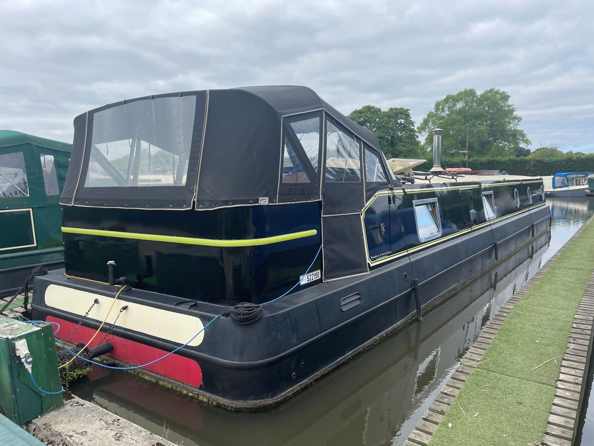 Wide Beam Cruiser Boat For Sale - Waa2