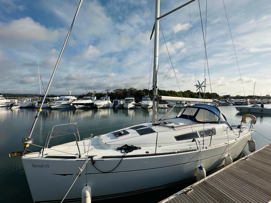 2010 Jeanneau 33i Boat For Sale - Waa2