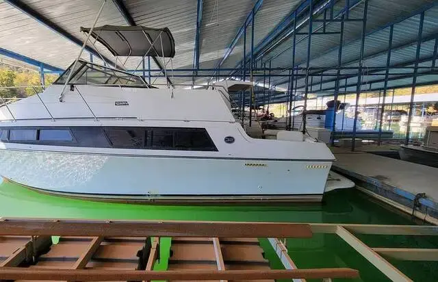 Carver yachts for sale - Sport coupes - Command bridge yacht - Rightboat