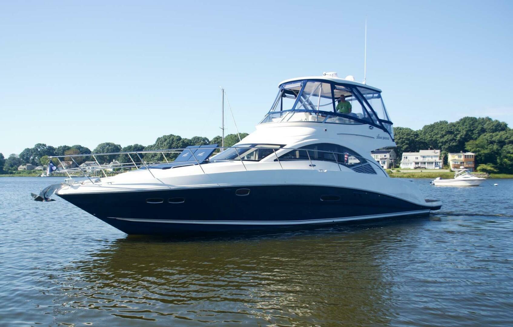 Sea Ray 280 Sedan Bridge Boat For Sale - Waa2