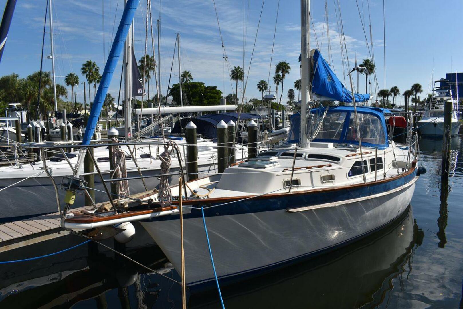 Irwin 40 Mk Ii Boat For Sale - Waa2