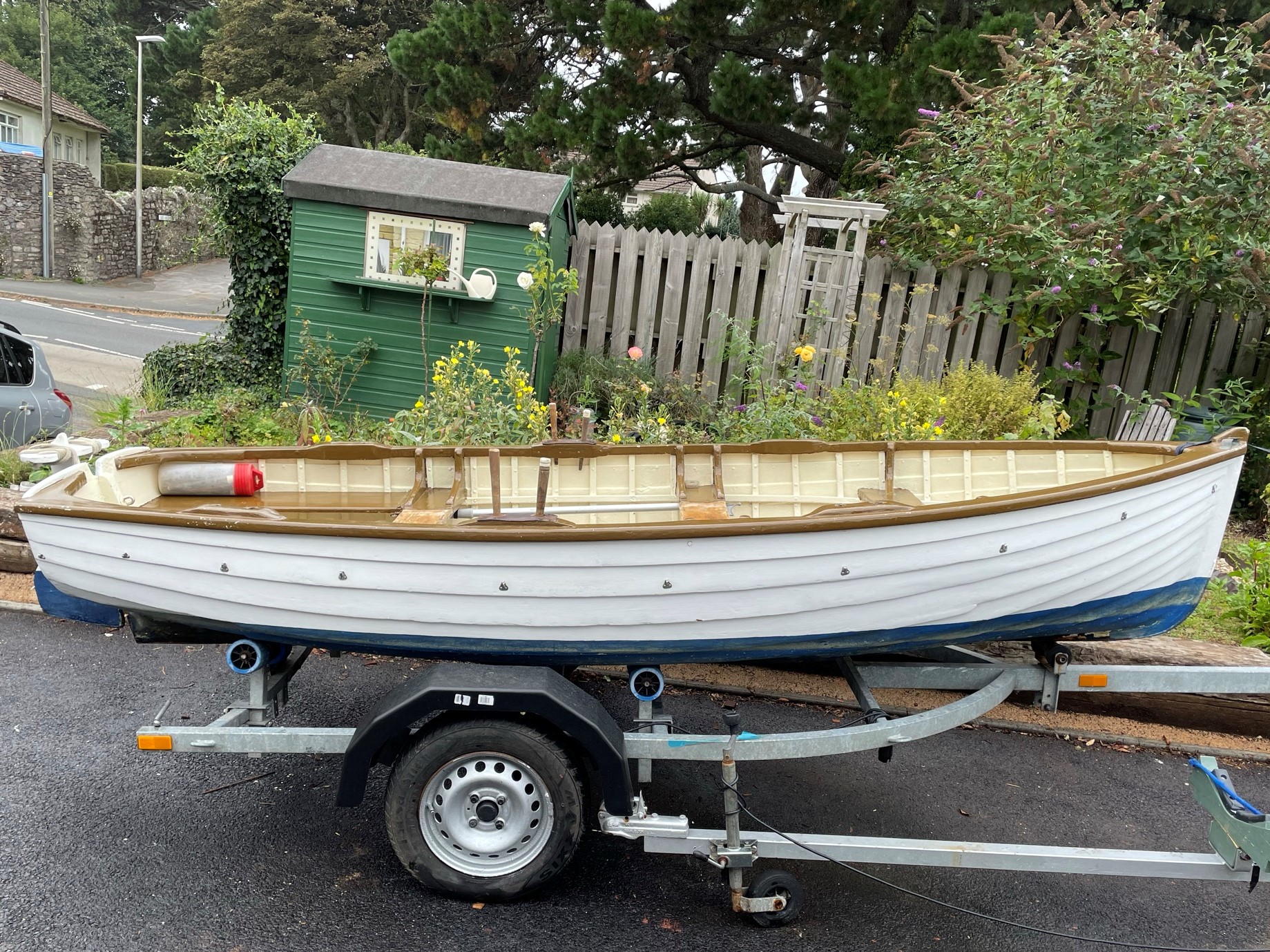 Custom Line 124 Boat For Sale - Waa2