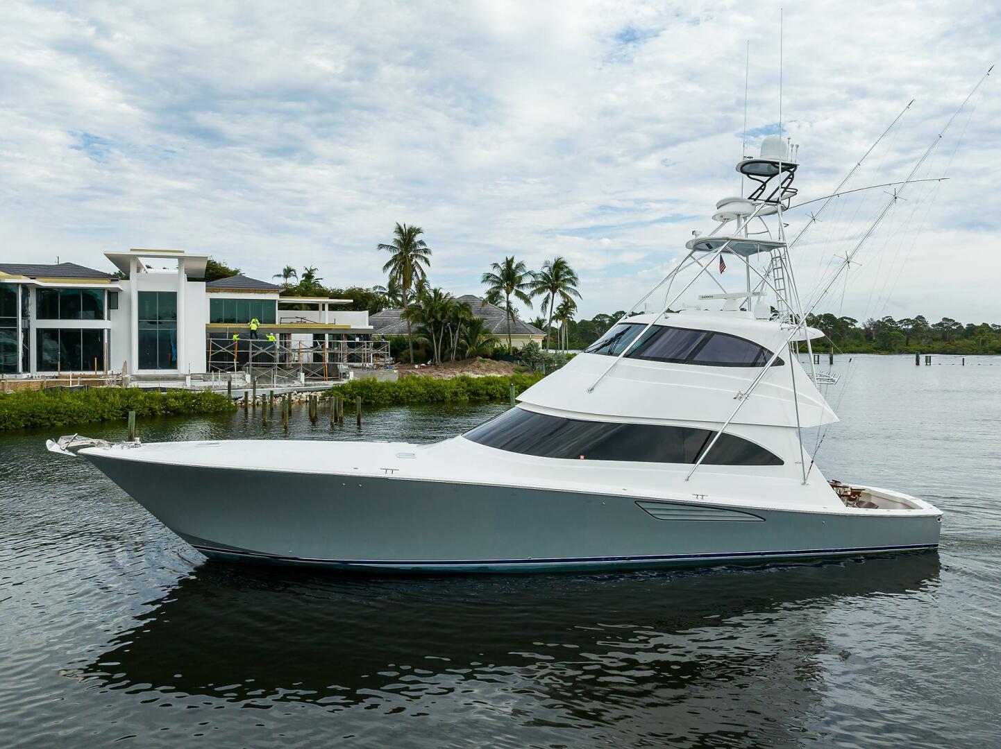 Viking Yachts Painted Convertible Boat For Sale - Waa2