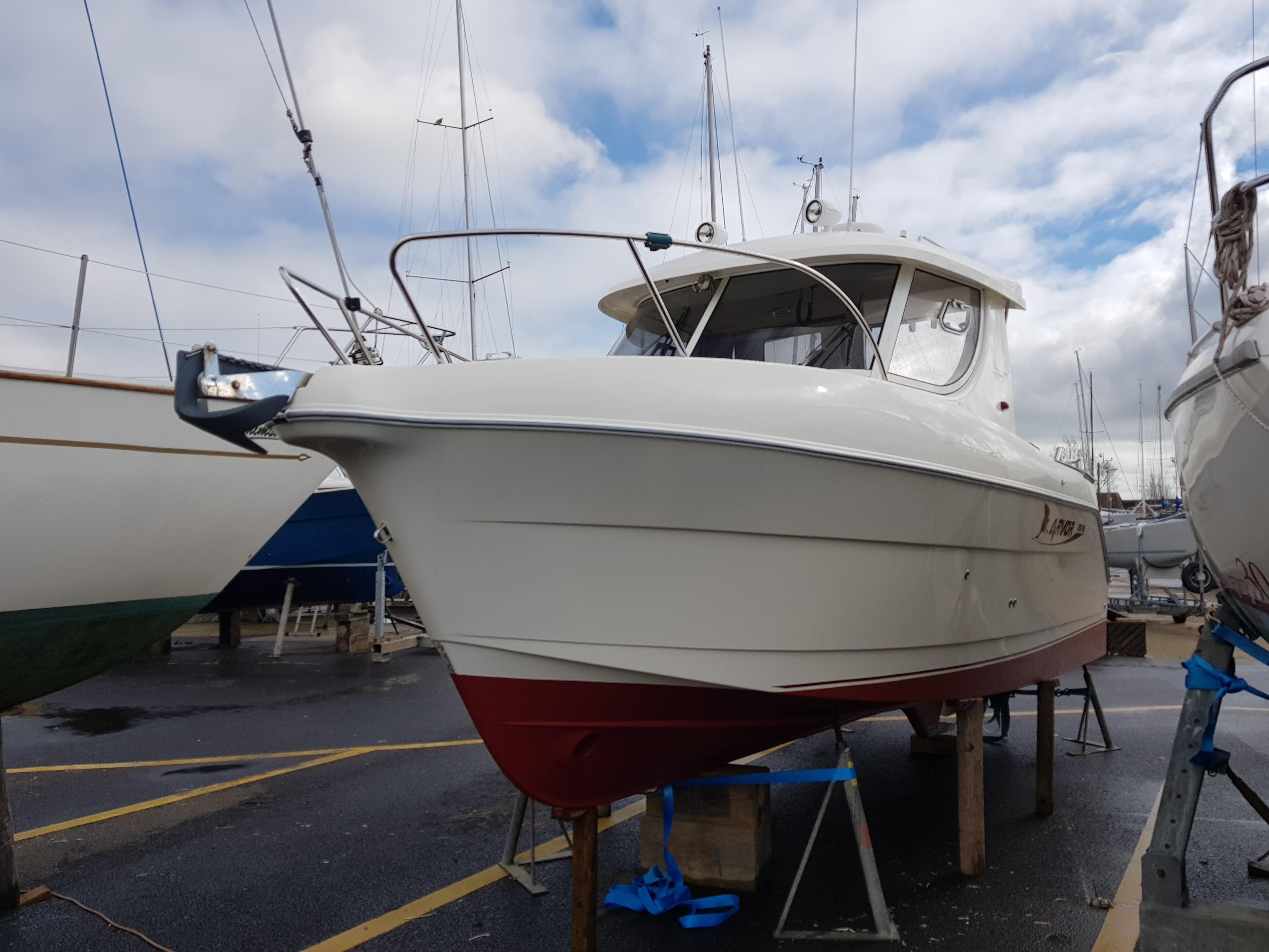 Arvor 250 AS Deluxe for sale in United Kingdom for £44,500