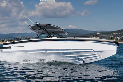 Best Midsize Center Console Boat Brands